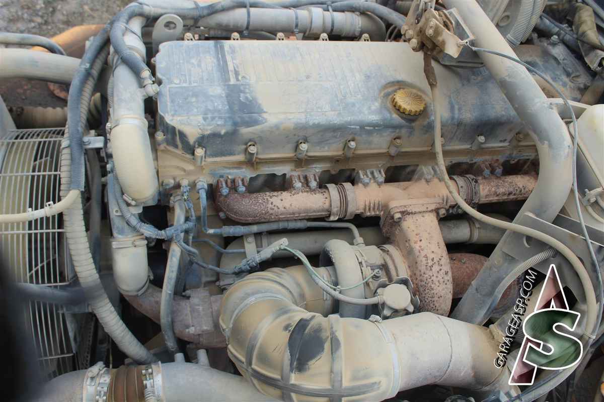 Engines - Heavy equipment parts