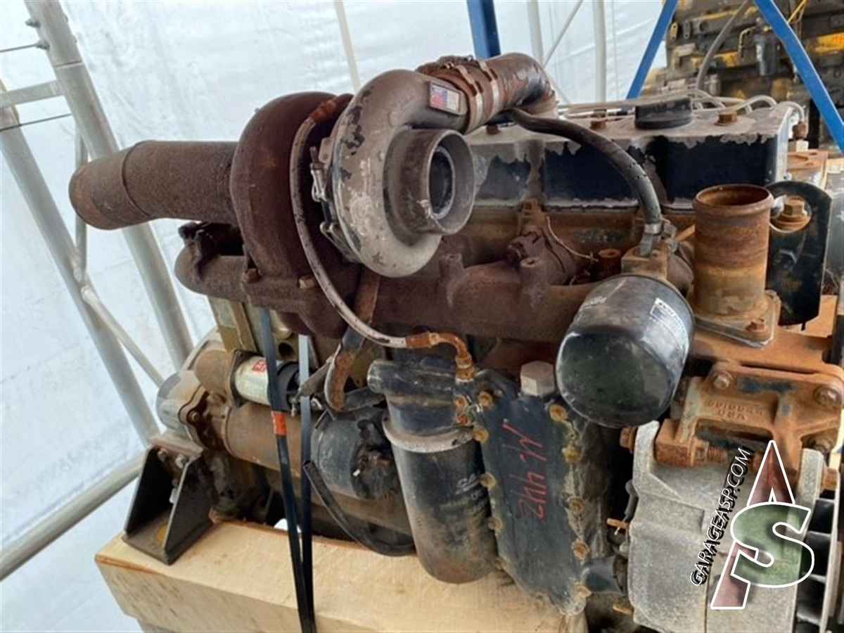 Engines - Heavy equipment parts