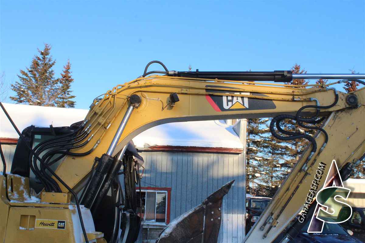 Booms - Heavy equipment parts