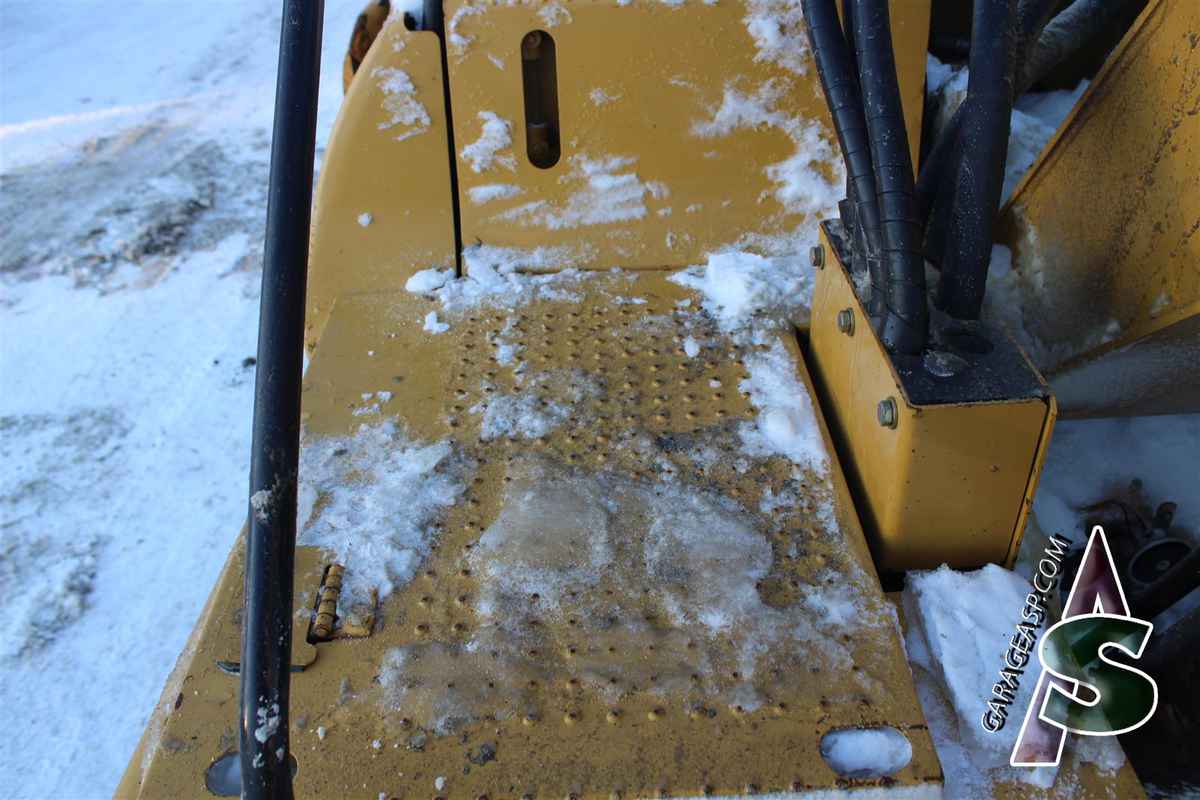 Panels - doors - Heavy equipment parts