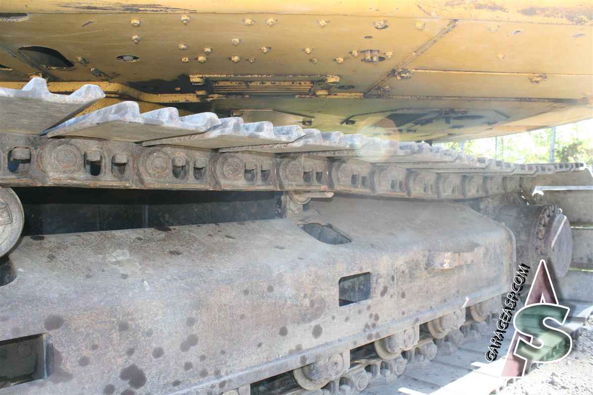 Track frames - Heavy equipment parts