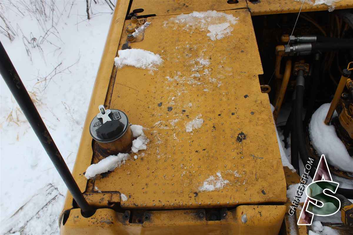 Fuel tanks - Heavy equipment parts