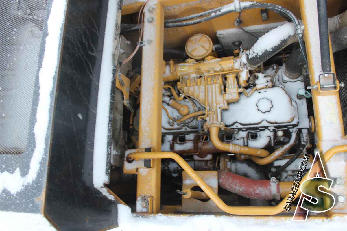 Engines - Heavy equipment parts