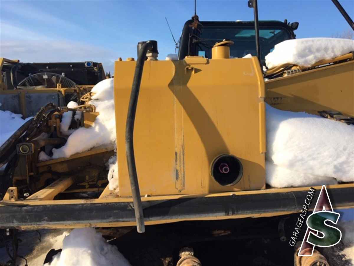 Fuel tanks - Heavy equipment parts