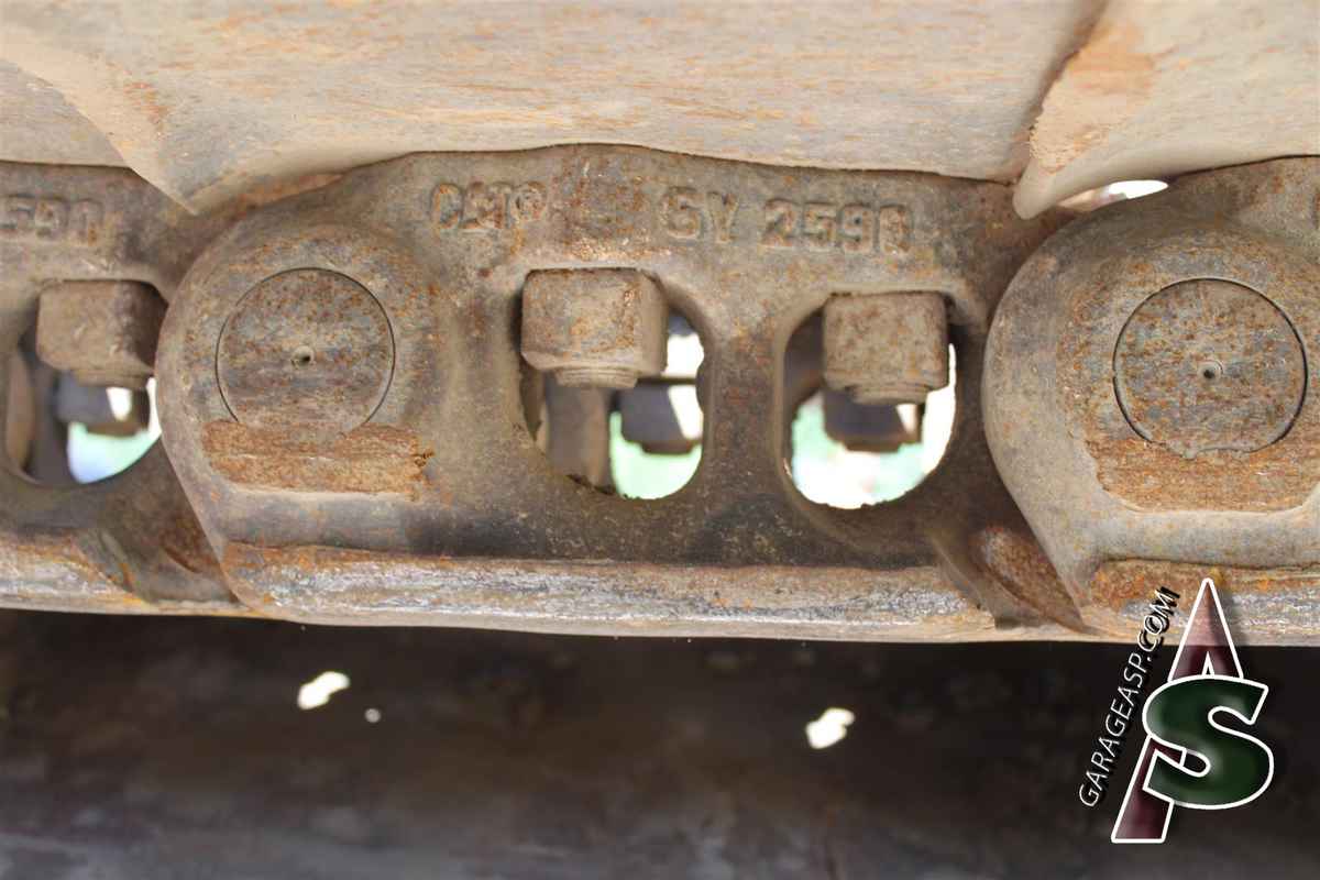 Tracks - Chains - Heavy equipment parts