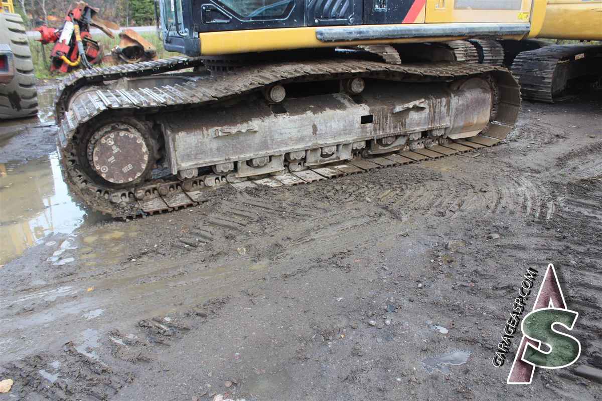 Tracks - Chains - Heavy equipment parts