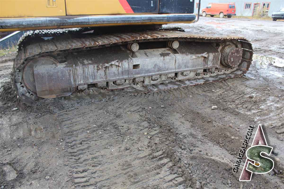 Tracks - Chains - Heavy equipment parts
