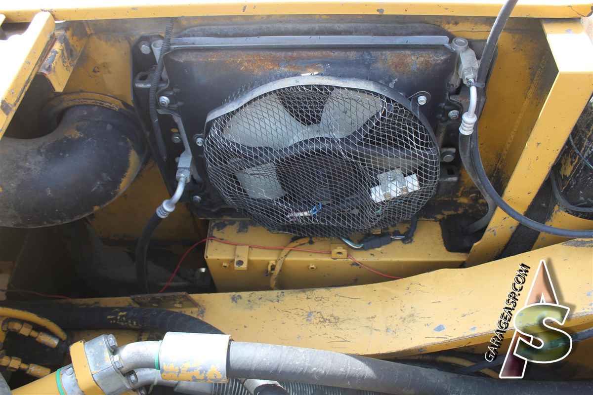 AC condensors - Heavy equipment parts