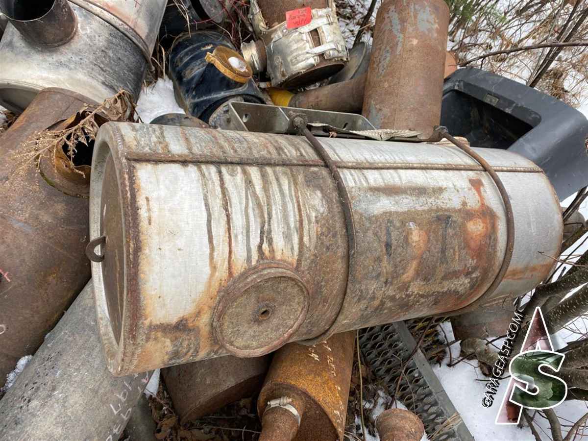 Mufflers - Heavy equipment parts