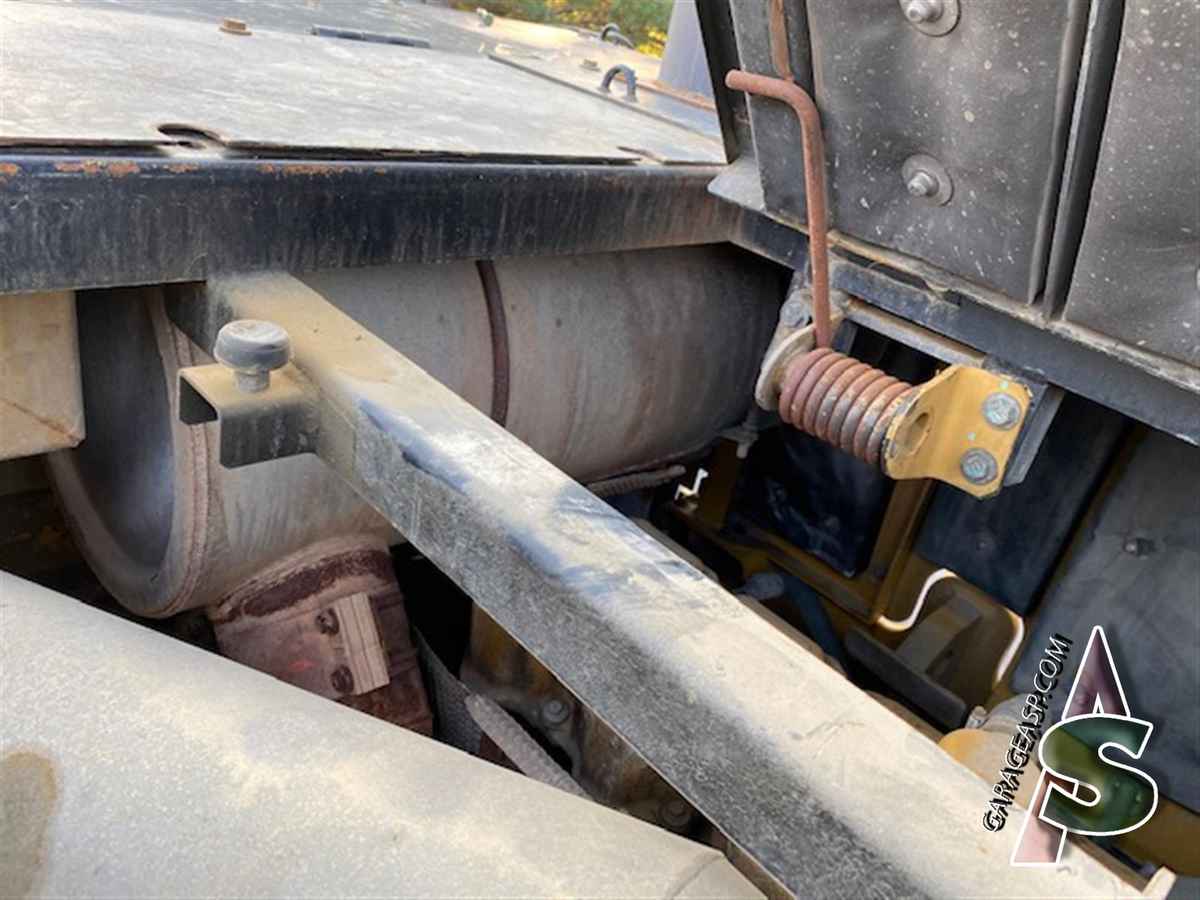 Mufflers - Heavy equipment parts