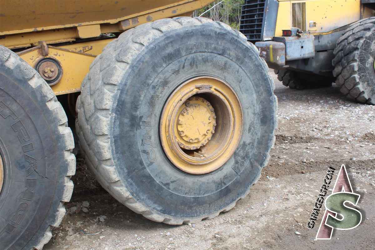 Tires - Heavy equipment parts