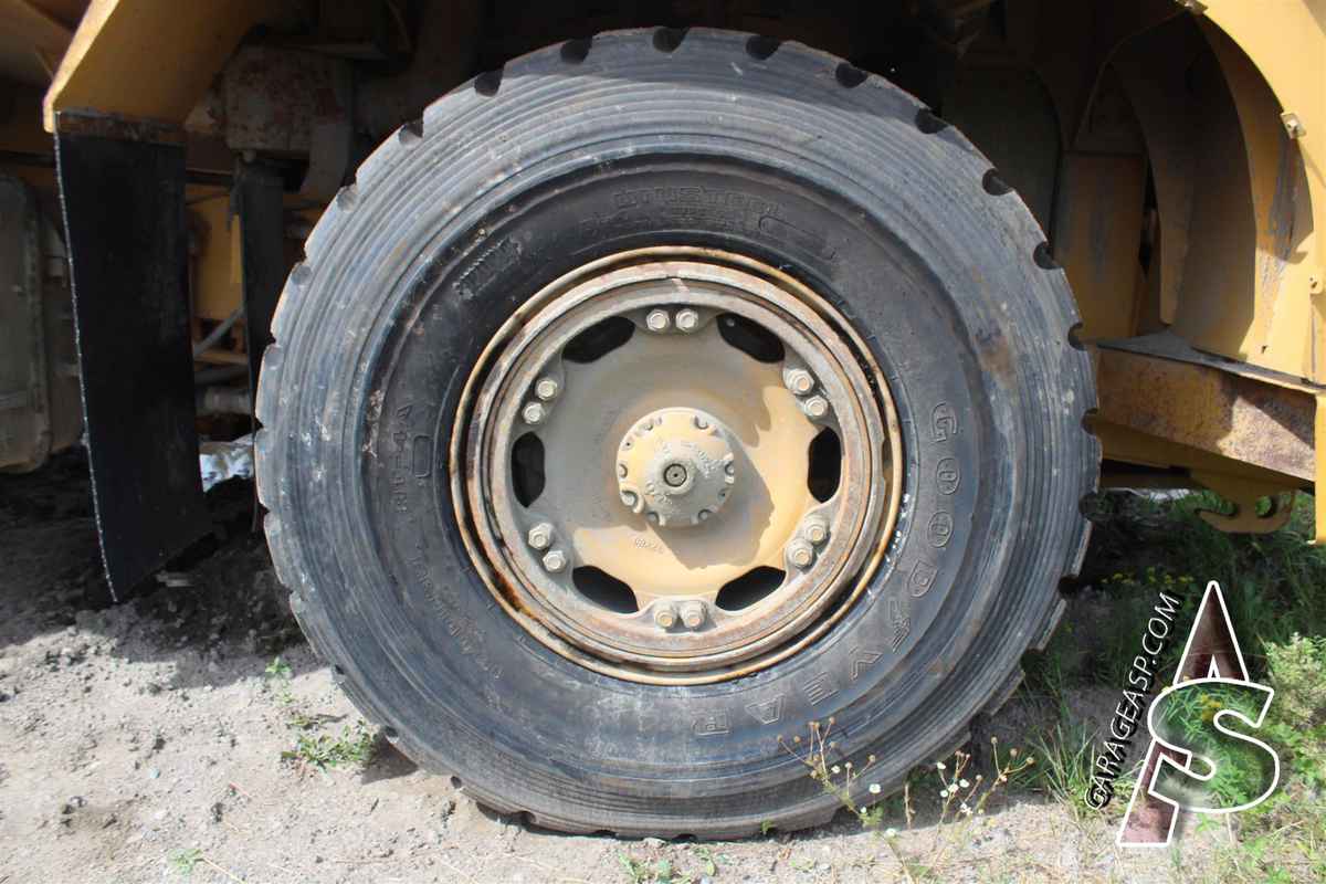 Tires - Heavy equipment parts