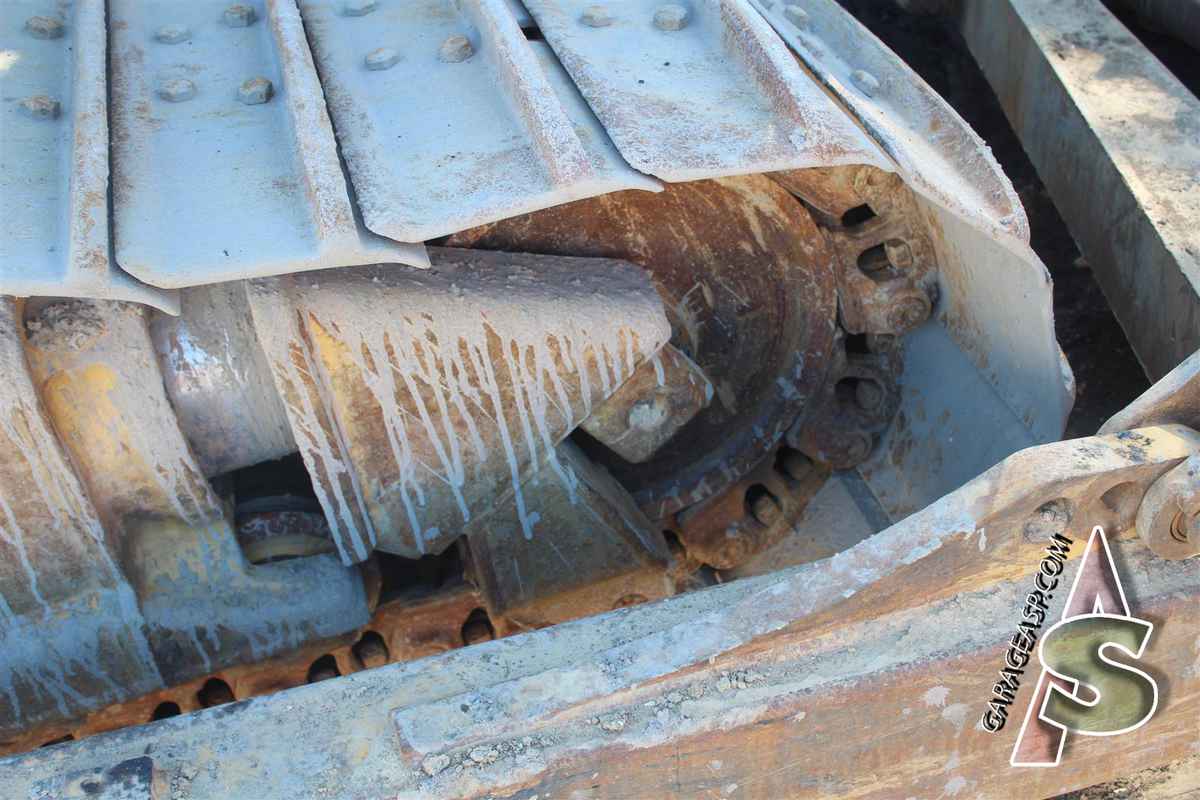 Idlers - Heavy equipment parts