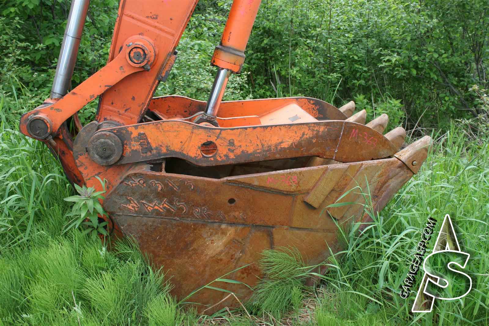 Buckets - Heavy equipment parts