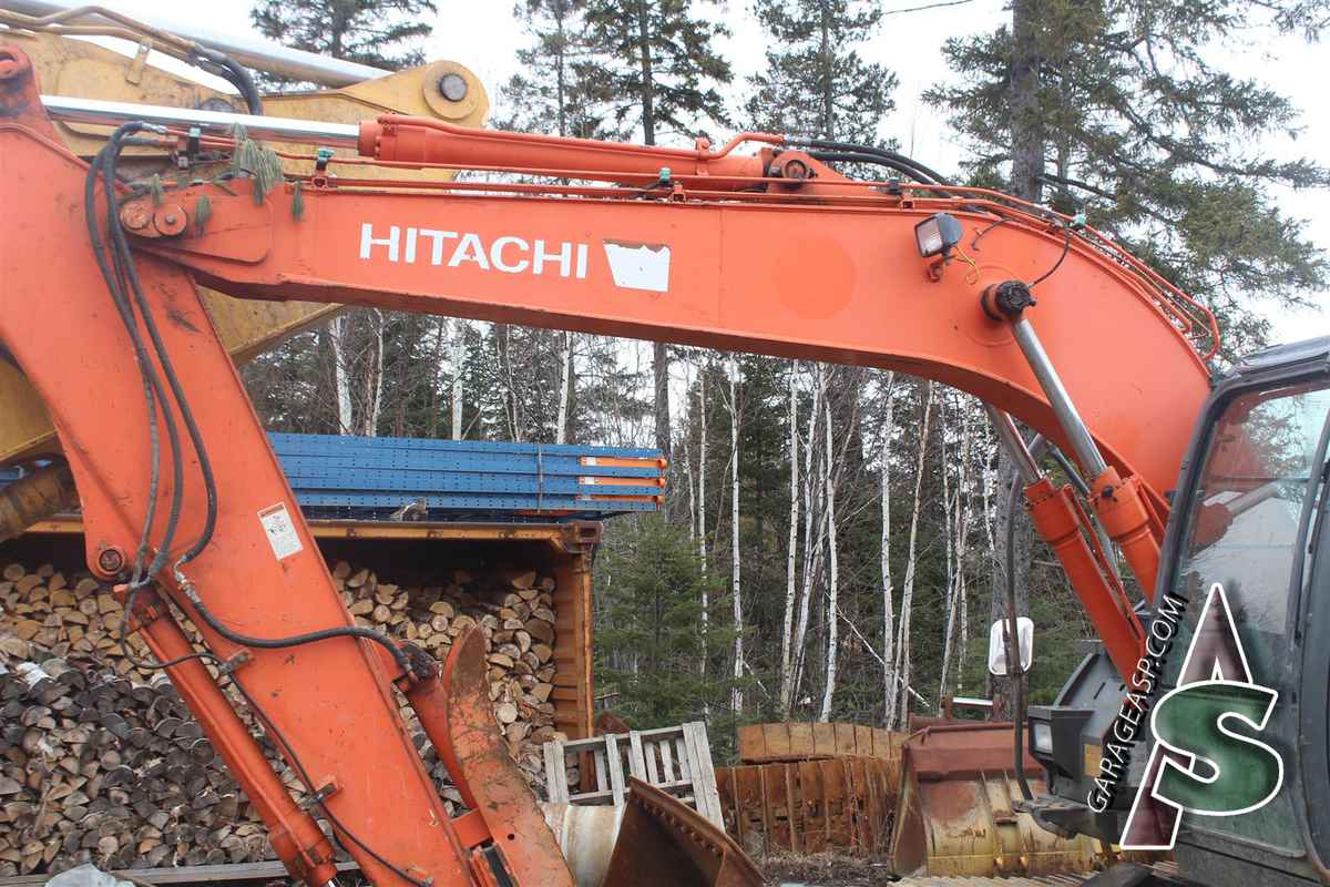 Booms - Heavy equipment parts