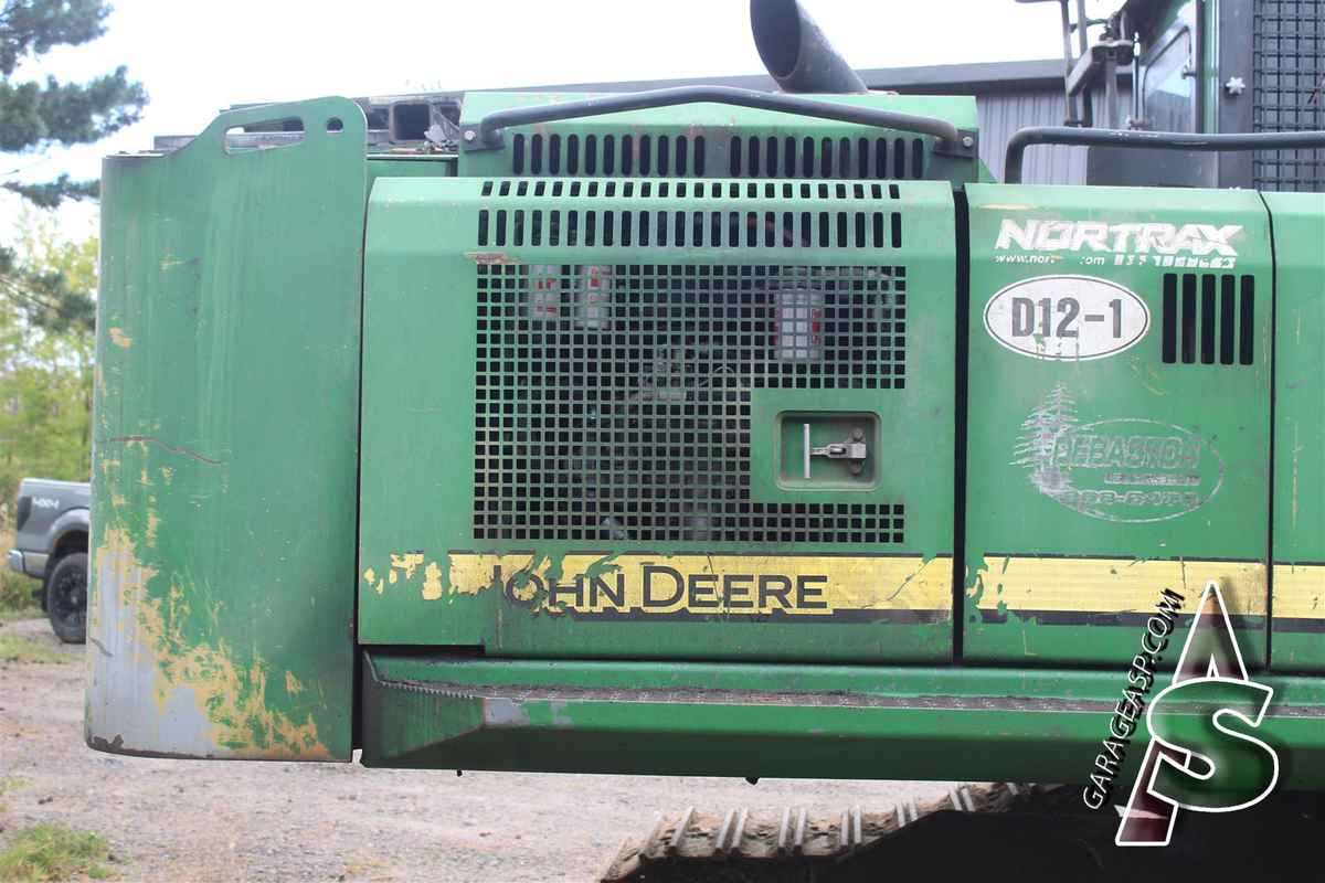 Panels - doors - Heavy equipment parts