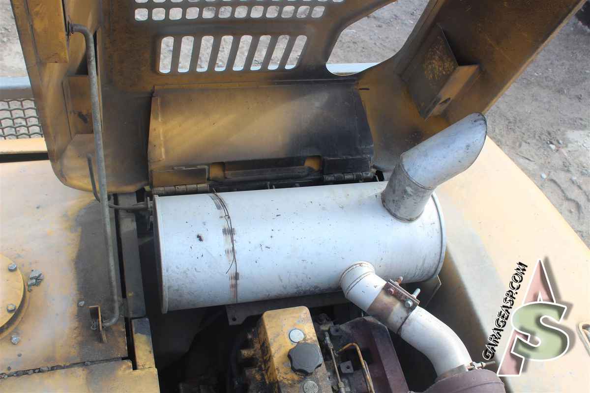 Mufflers - Heavy equipment parts