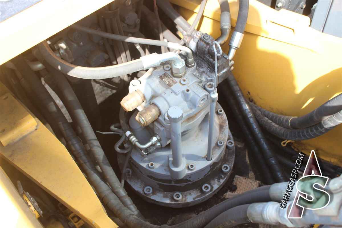 Swing motors - Heavy equipment parts