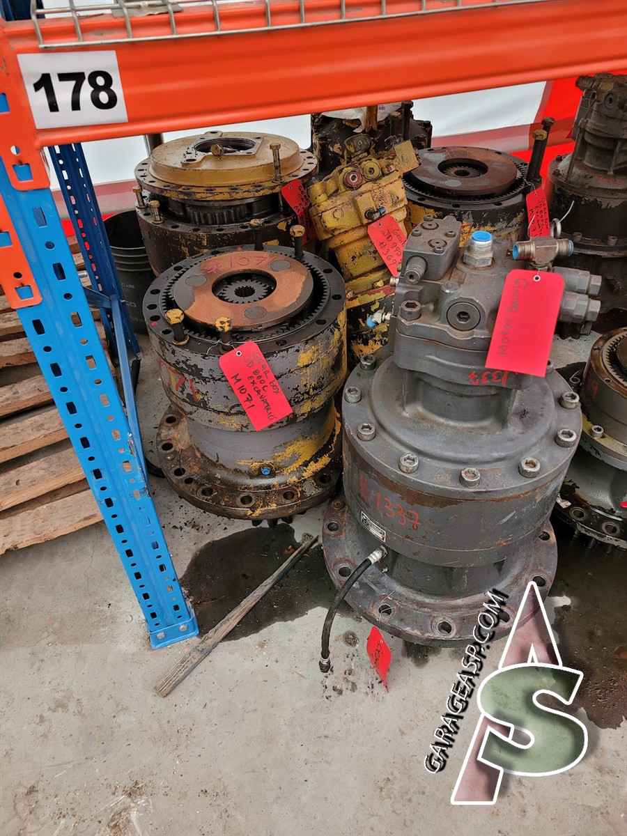 Swing gearboxes - Heavy equipment parts