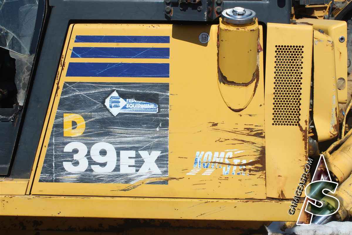 Tanks - Heavy equipment parts