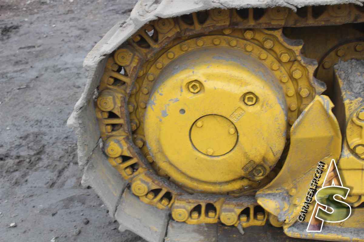 Final drives - Heavy equipment parts