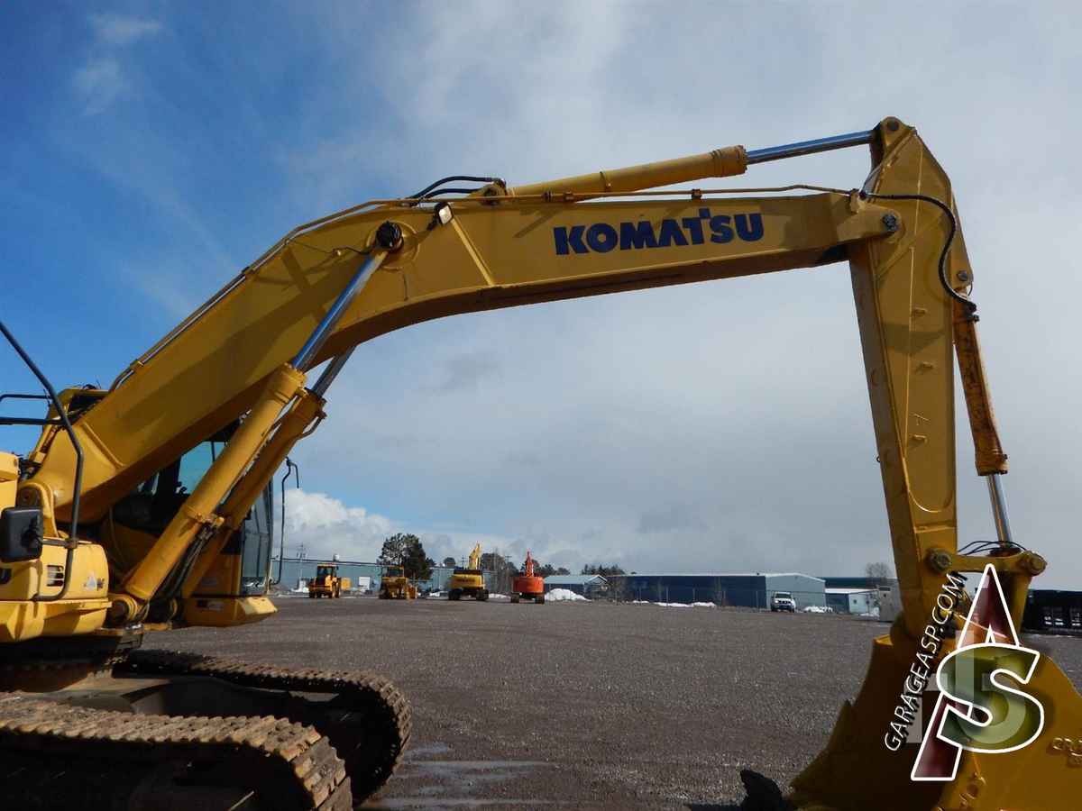 Booms - Heavy equipment parts