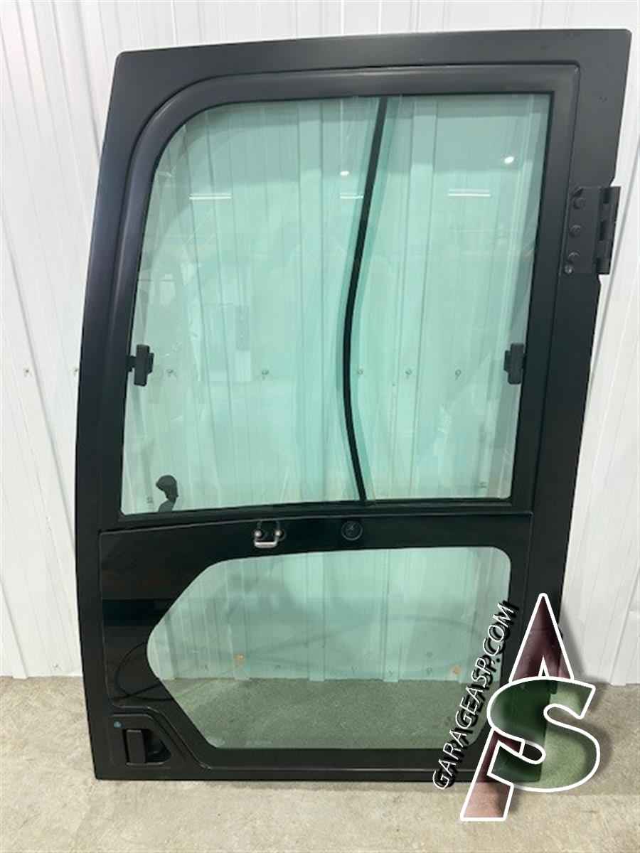 Panels - doors - Heavy equipment parts