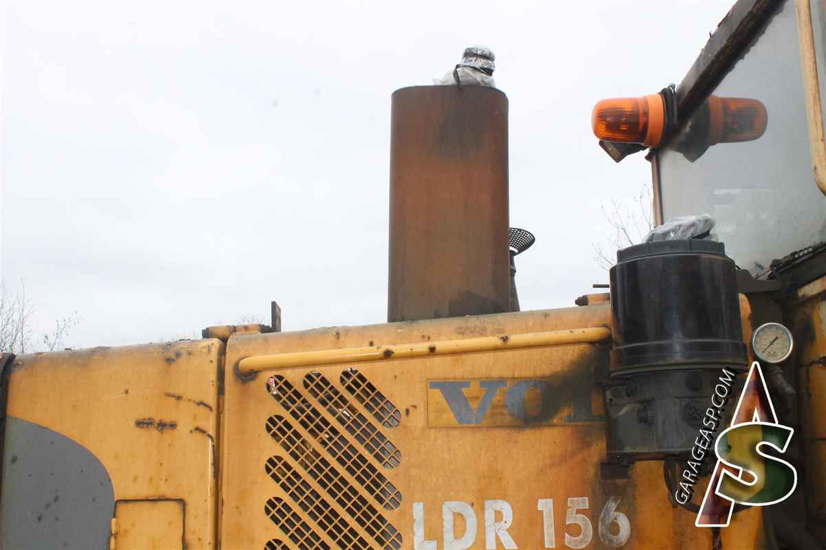 Mufflers - Heavy equipment parts